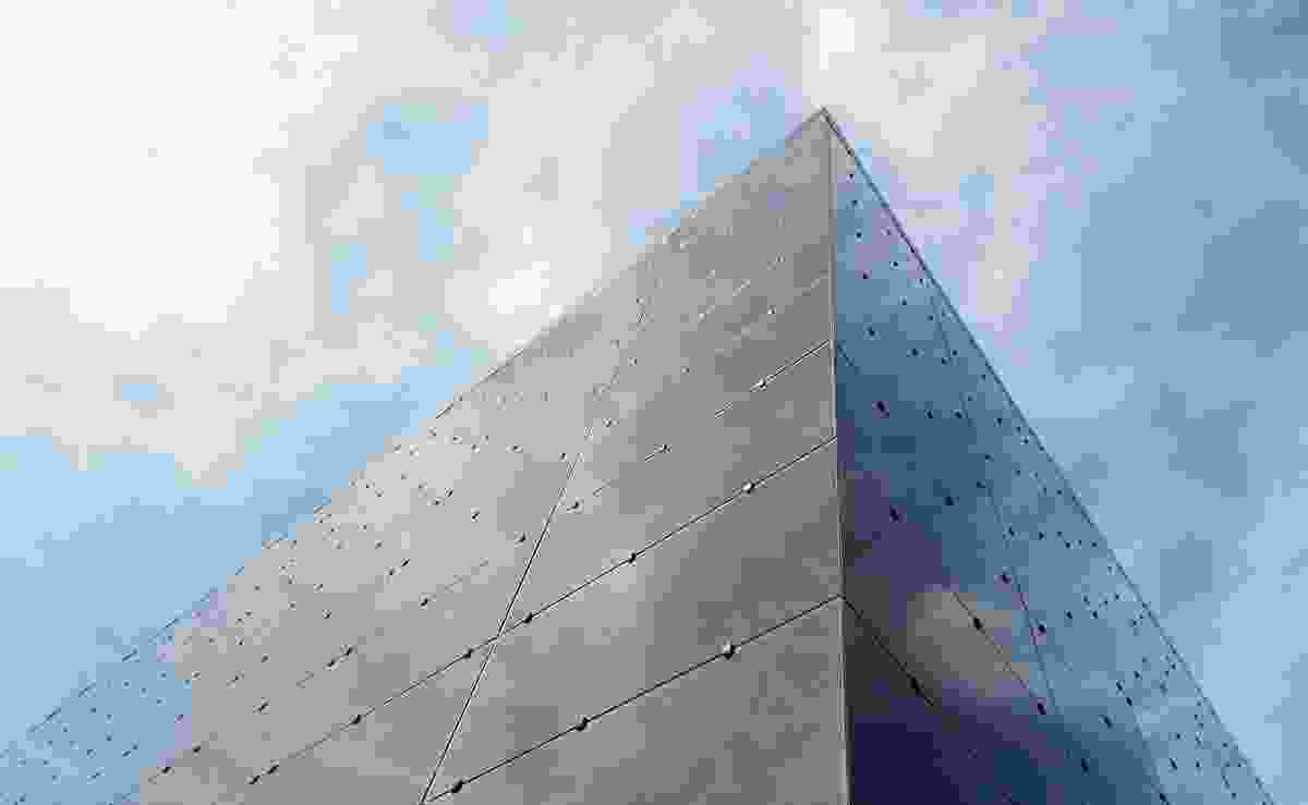 Smart solar glass boosts sustainability | ArchitectureAu