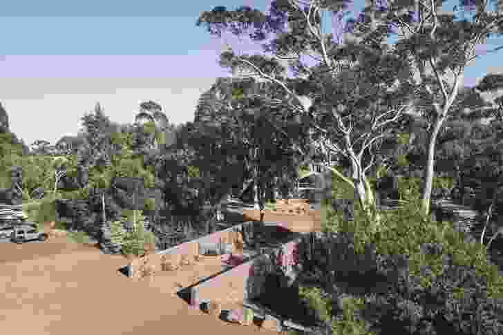 Joyce Chapel Bridge by Searle x Waldron Architecture | ArchitectureAu