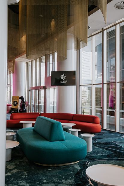 Disco fever: Atrium Bar | ArchitectureAu