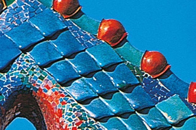 Antoni Gaudi: Complete Works | ArchitectureAu