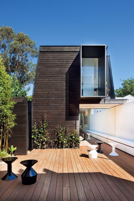 First House: Mary Residence | ArchitectureAu