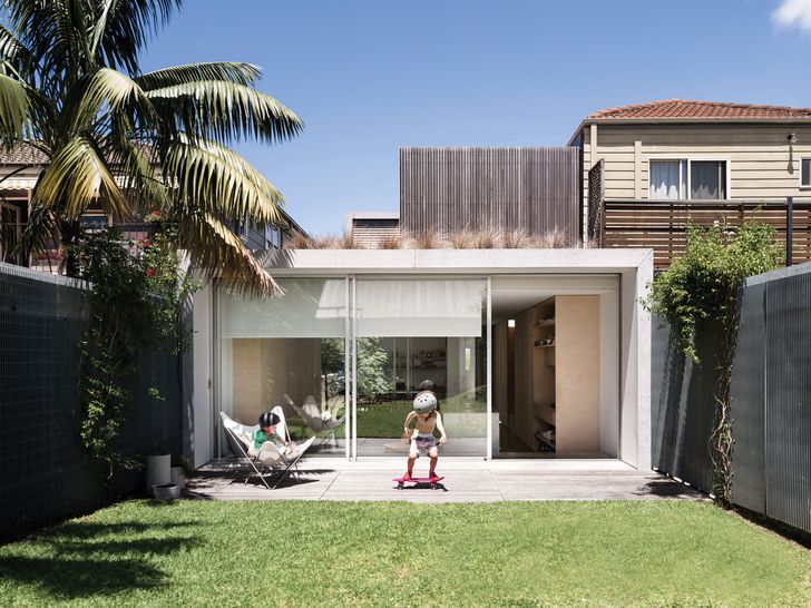 Clean slate: Coastal Semi | ArchitectureAu