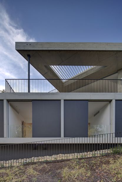 House Acute by MCK Architects | ArchitectureAu