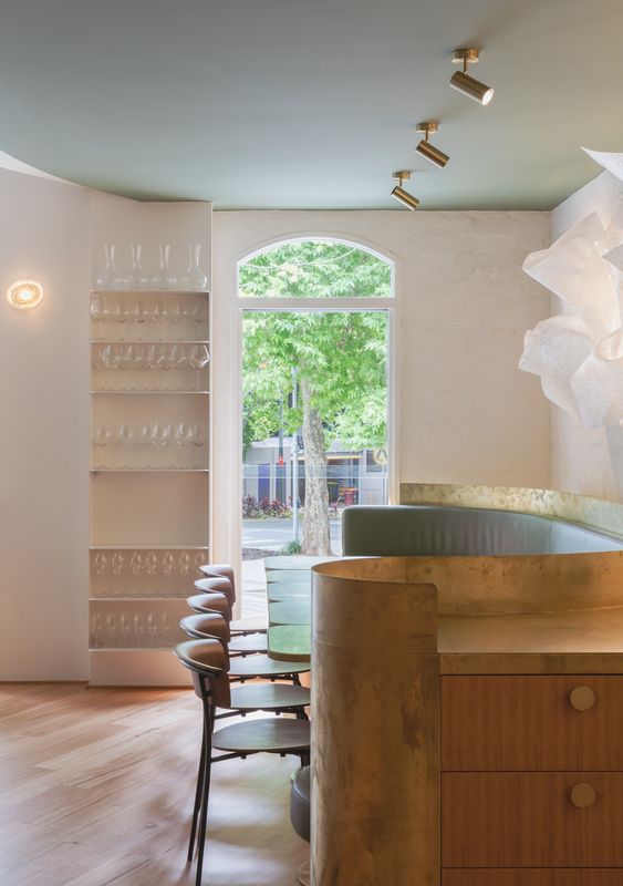 Glamorously garbed: Gilda's by Atoma | ArchitectureAu