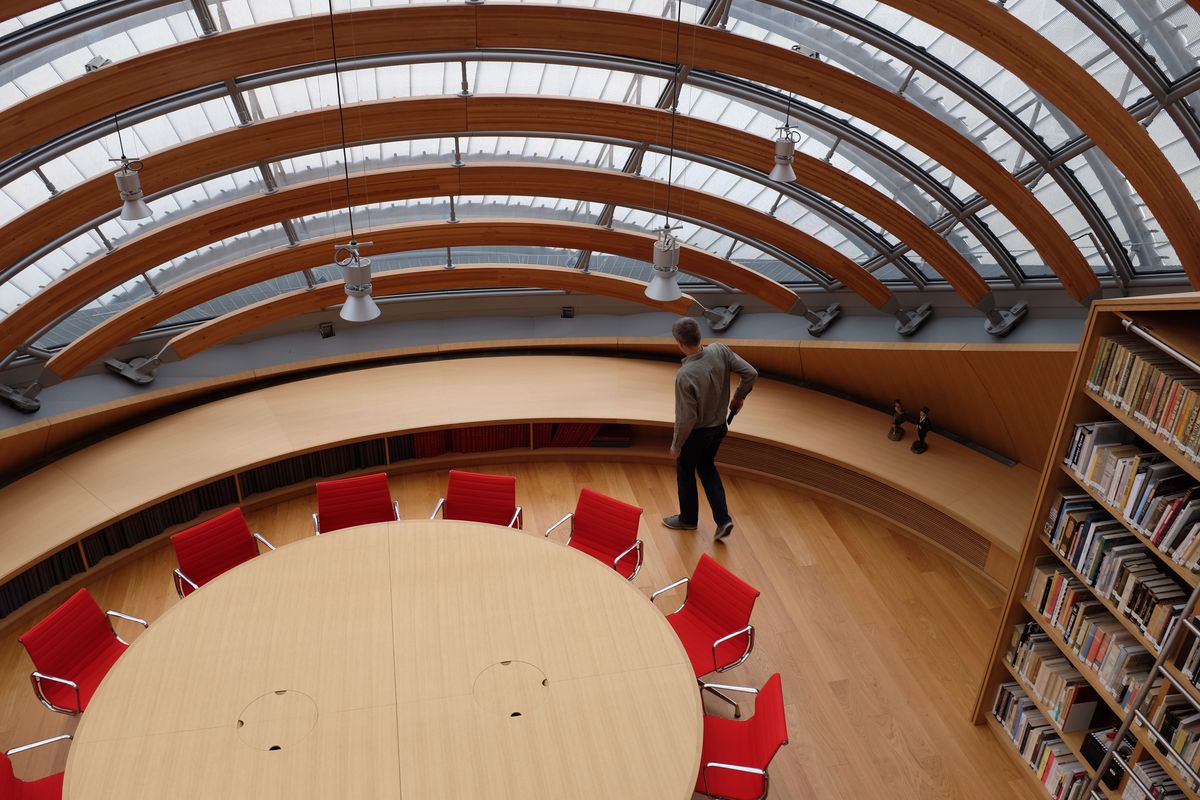 2015 Dulux Study Tour: The rational blob – Pathé Foundation by Renzo ...