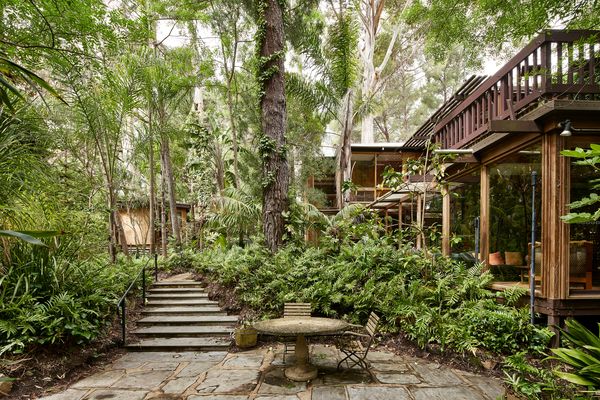 Revisited: Azalea House by John Chappel | ArchitectureAu