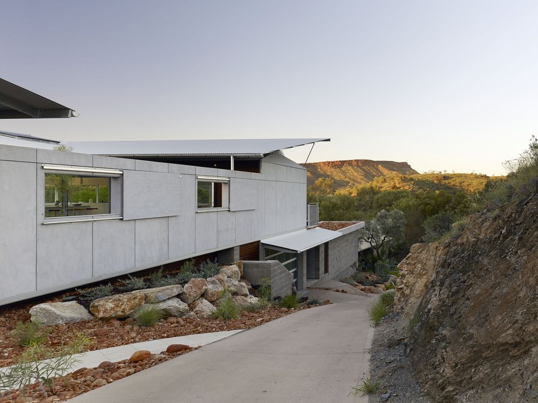 Range rover: Desert House | ArchitectureAu