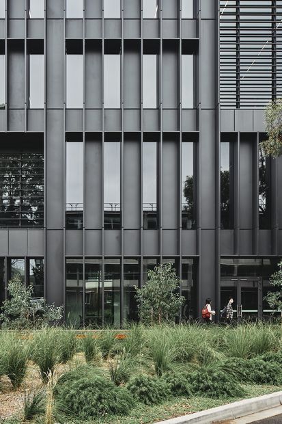 Monash Woodside Building for Technology and Design | ArchitectureAu