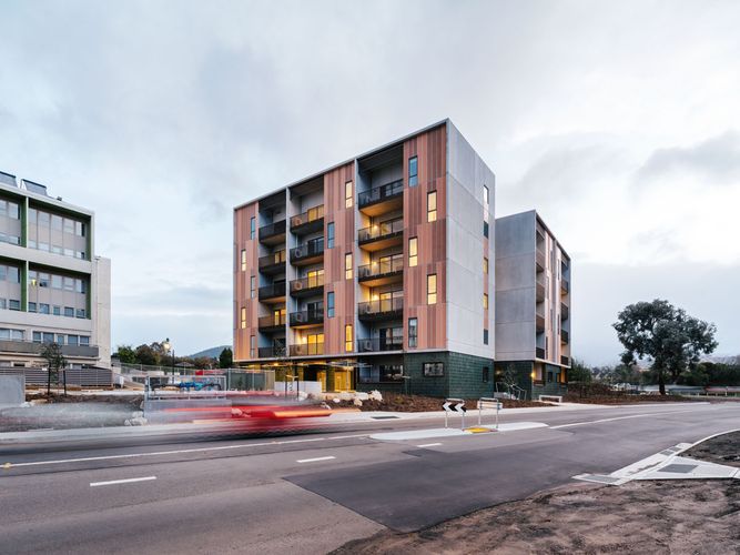 Queens Walk Housing by Cumulus Studio | ArchitectureAu
