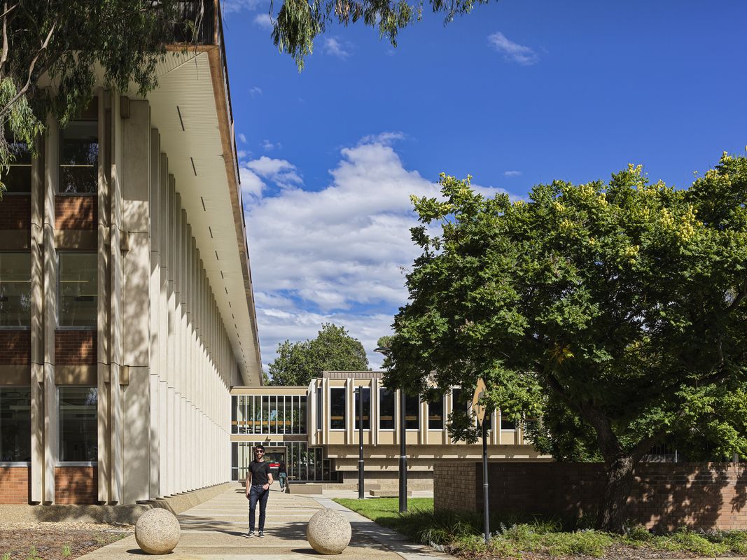 Hassell refurbishes historic ANU campus building | ArchitectureAu