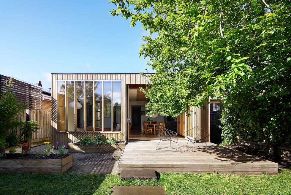 Framework for living: Wooden Box House | ArchitectureAu