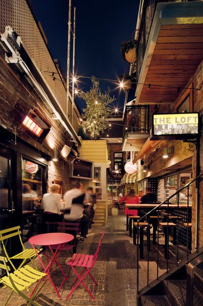 Bridge Hotel | ArchitectureAu