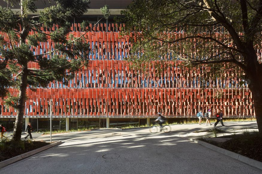 Advanced Engineering Building | ArchitectureAu