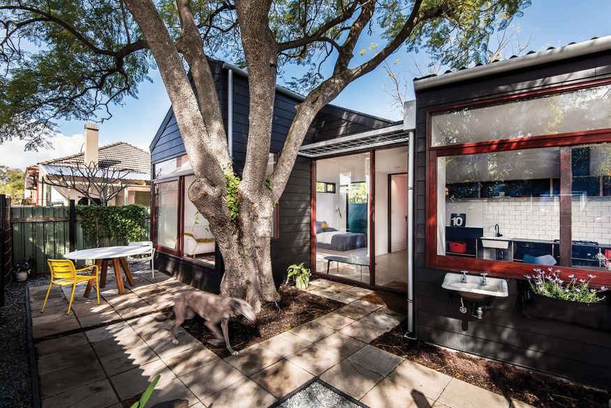 Dual impact: Exploding Shed house | ArchitectureAu