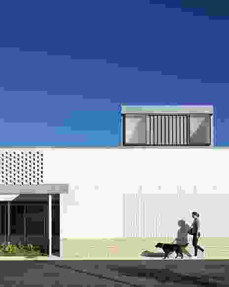 Domesticated commercial: North Lakes Veterinary Hospital | ArchitectureAu