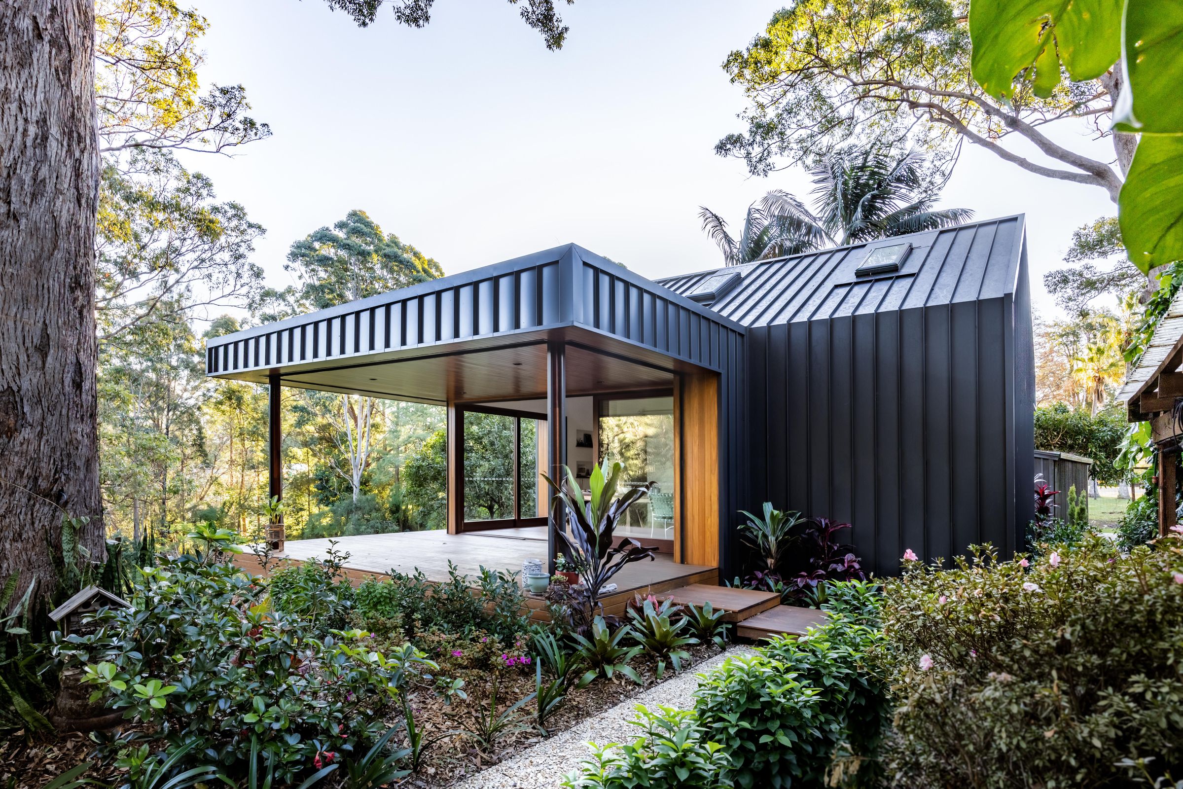 ENSEAM cladding system from Lysaght | ArchitectureAu