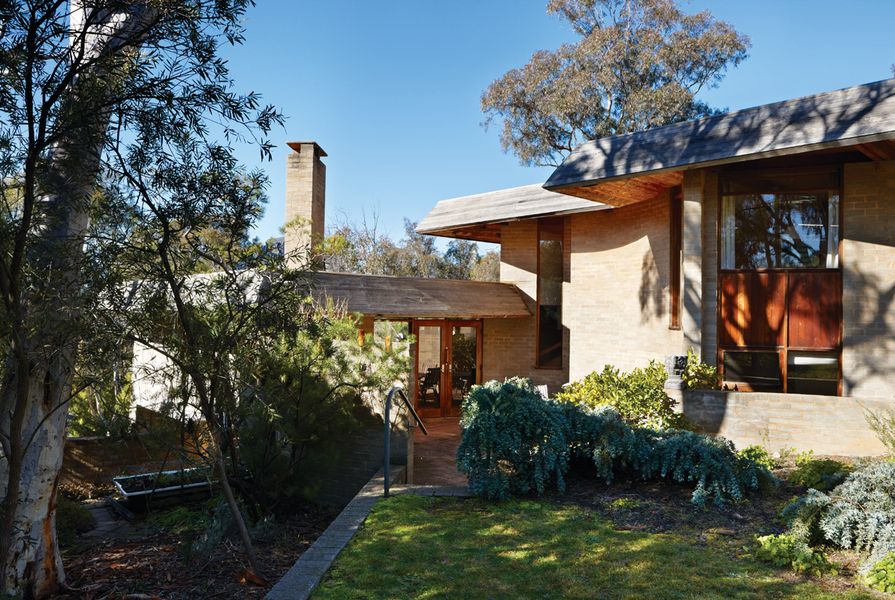 Three Enrico Taglietti houses revisited | ArchitectureAu
