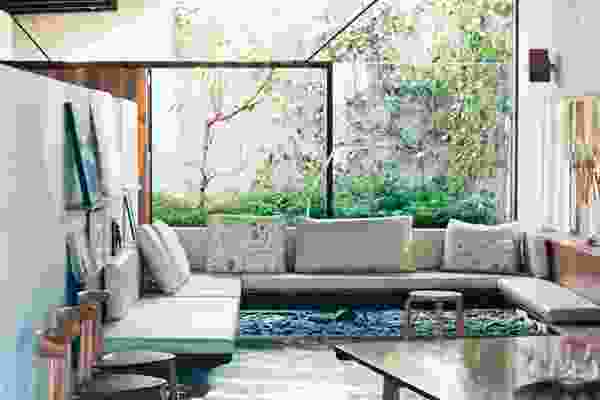 Art of suburbia: Howard Arkley (and friends…) | ArchitectureAu