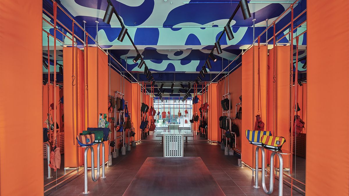 Crumpler Melbourne by WOWOWA Architecture | ArchitectureAu