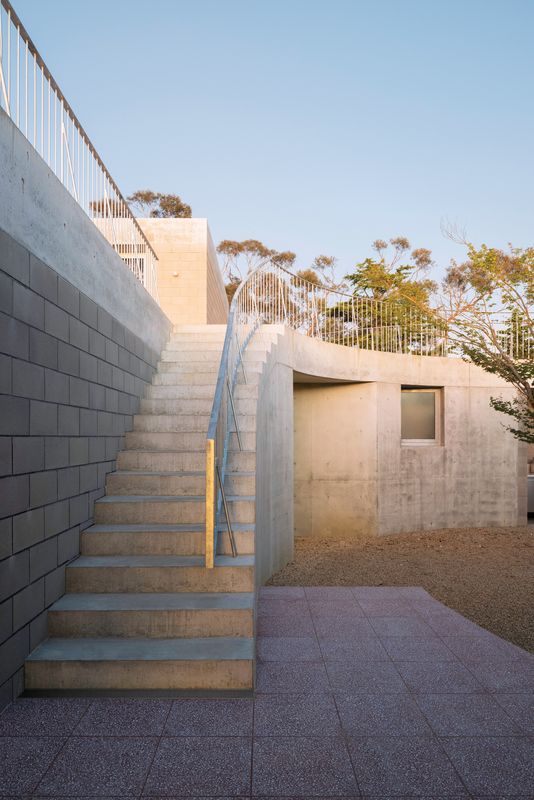 Blue Mountains House by Anthony Gill Architects | ArchitectureAu