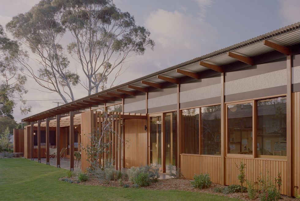Stumpy Gully House by Markowitz Design with Stavrias Architecture ...