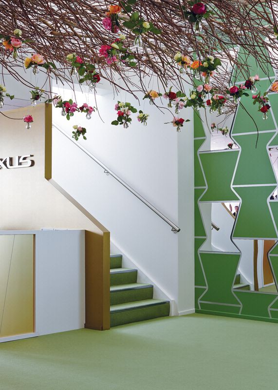 Floral tribute: Lexus Design Pavillion | ArchitectureAu