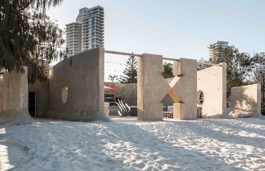 Star Wars-inspired ‘sand hostel’ built on the Gold Coast | ArchitectureAu